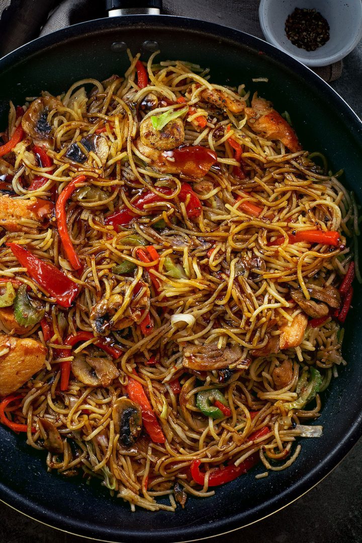 CHICKEN LO MEIN NOODLES IN 30 MIN - Chefjar