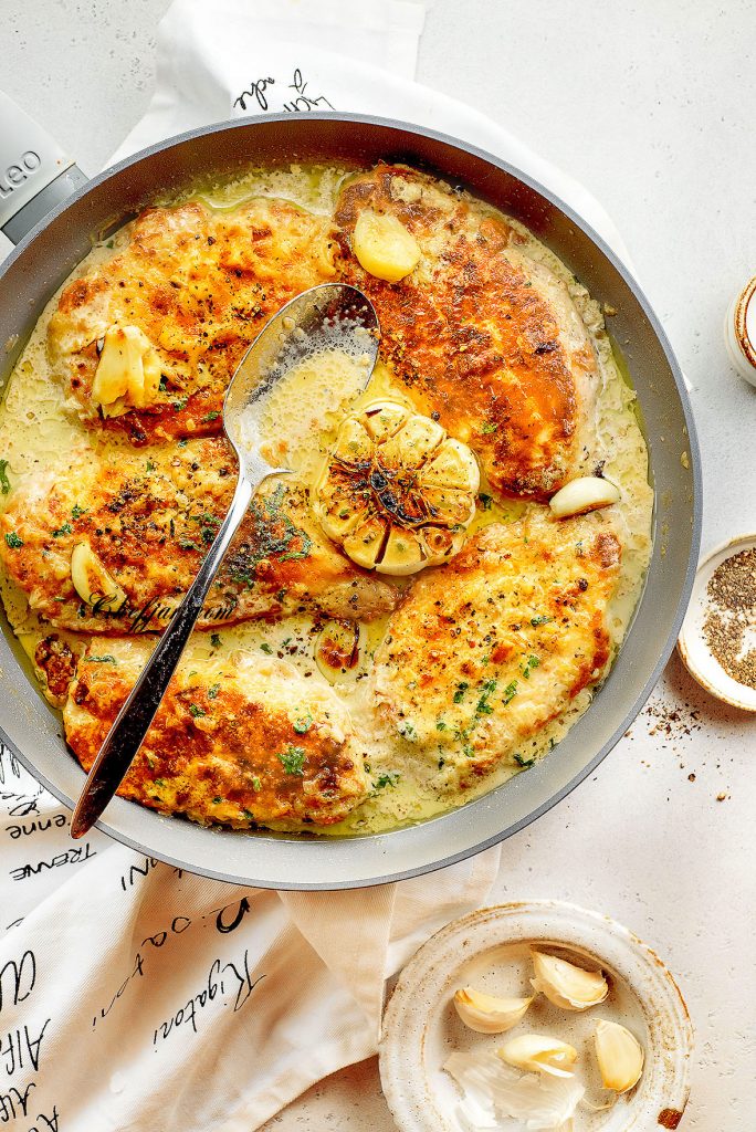 Creamy Garlic Chicken Breasts - Chefjar