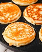 Easy 3 Ingredient Pancakes - Chefjar
