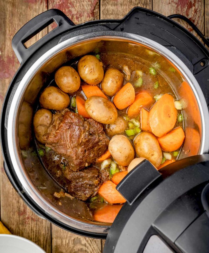 Instant Pot Chuck Roast Recipe - Chefjar